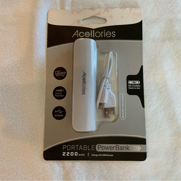 Cell Phones & Accessories | New Acellories Portable Power Bank 220 Mah ...